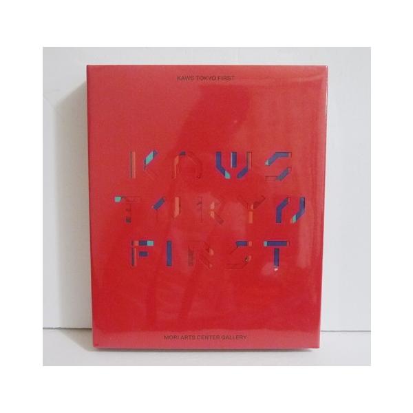 『図録 KAWS TOKYO FIRST』・ポップカルチャーの巨匠 KAWS国内初の 大型展覧会の公式図録。・A4版変型、上製/ジャケットつき、502ページ未開封新品です。定価：税込7700円。（本体7000円+税）送料は無料です。