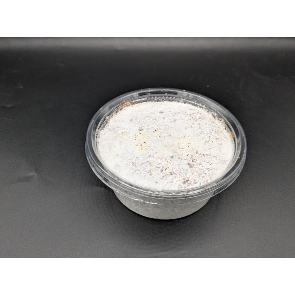 栄養価の高いブナ100％を使用しているので分解・消化が良く初心者の方からベテランまで安心して使用頂けます。雑菌や温度変化にも比較的強いので人気が高い菌糸です。・オガの樹種：ブナ・菌の種類：オオヒラタケ