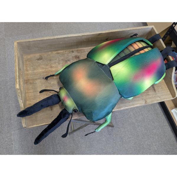 ニジイロクワガタの形のリュックです！お子さん用にどうぞ！