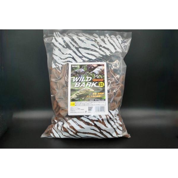 転倒防止やケース内外の装飾、自作のぼり木やかくれが作成の樹皮。 【産地】主にスペイン西部/他【原料】主にヨーロッパアカマツ樹皮/他 使い方 ●昆虫の足場や敷き床、飼育ケース内外の装飾に。●グルーガン等で接着しオリジナルの足場がつくれます。 ...