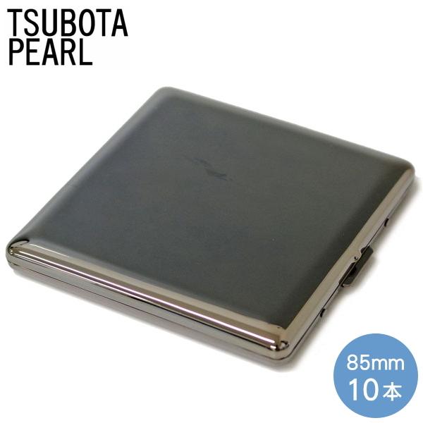 METAL CIGARETTE CASEカジュアルでスタイリッシュなメタル製のシガレットケースです。ボタンを押すとフタが跳ね上がるバネ式の構造。カジュアルメタル10プレーン85ミリサイズのタバコが10本入ります。1段構造なので厚みがなく持ち...