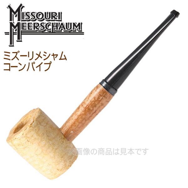 CORN PIPEボウル部をとうもろこしを原材料に作られたコーンパイプ。ひとつひとつ形状が違う、おもしろいパイプです。ボウル表面に特許のパテが丁寧に塗られたデラックスバージョン。ビリアードタイプ。6ミリのメディコフィルターが使えます。