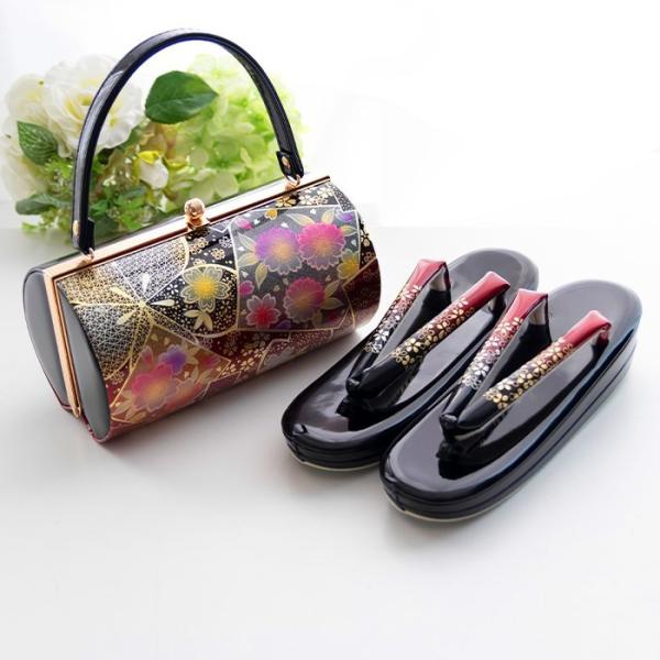 《日本製生地 振袖用 草履バッグセット》成人式の振袖・卒業式の袴、結婚式の着物などフォーマルな着物におすすめです。 草履は3サイズ、柄は16柄よりお選び頂けます。 ■サイズ・草履(台の長さ)F 24.5cm /LL 25.5cm /3L 2...