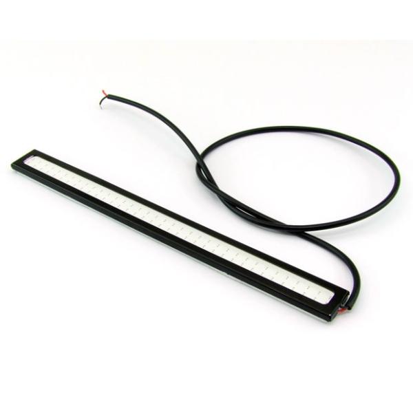 簡易照明や電飾などに便利！LEDを76個使用した高輝度青色LEDモジュールです。蛍光灯と違いインバータが不要で、ACアダプターなど直流電源を接続するだけで発光します。明るさ、色味には個体差があります。複数並べてご使用の際は事前に確認してから...