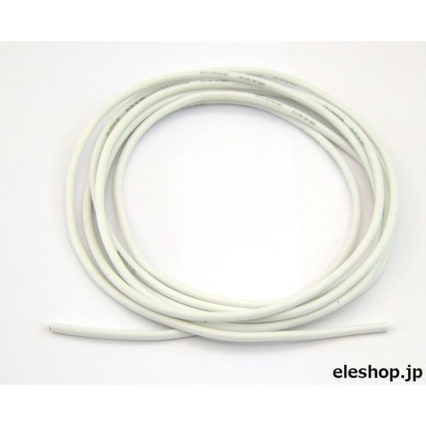 シリコン被覆の耐熱電線。高い柔軟性でありながら強度も高く、ロボットなどの可動部などに最適。サイズAWG16、長さ2m、白色。