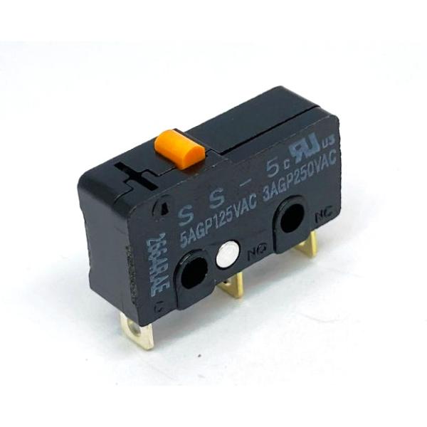 OMRONの超小型基本スイッチ(マイクロスイッチ)。ピン押ボタン形、定格：AC125V 5A、接点構成：1c、OF(動作に必要な力)：1.47N。