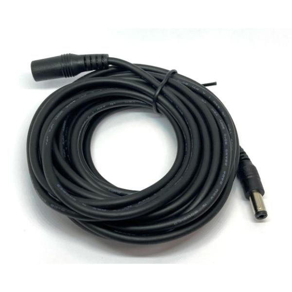 ACアダプタなどの電源ケーブルが短くて届かない場合などに便利なDC延長ケーブルです。DCジャック−DCプラグ、外径φ5.5mm/内径φ2.1mm、長さ：5m。