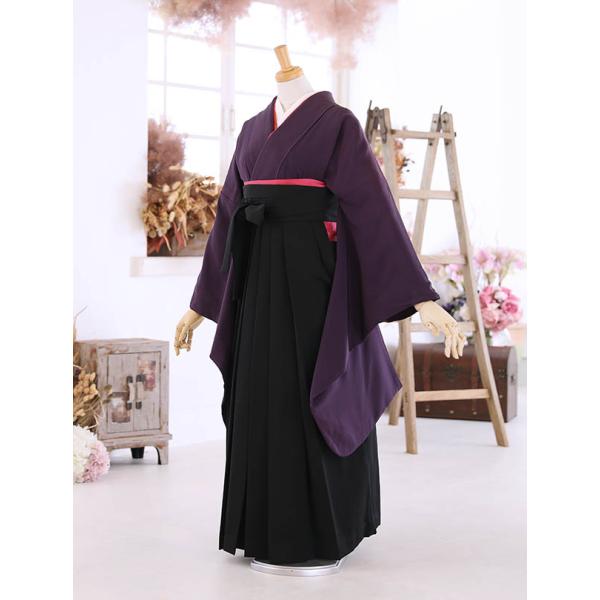 【商品情報】紫地の大人っぽい着物に黒袴が個性的な組み合わせです。自分らしく素敵な卒業式をお迎えくださいね！新品足袋プレゼント・往復送料無料！！■身長158cm~163cm■裄:68cm 袖丈:74cm　袴丈:95cm【注意事項】<br...