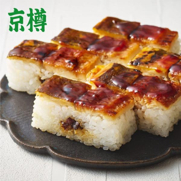 京樽特製タレで香ばしく焼き上げた穴子を使った押し寿司です。【セット内容】冷凍 穴子鮨3パック【内容量】冷凍 穴子鮨6貫（255g）×3パック【調理方法】電子レンジ調理※商品パッケージに解凍方法が記載されておりますのでご参照ください【保存方法...