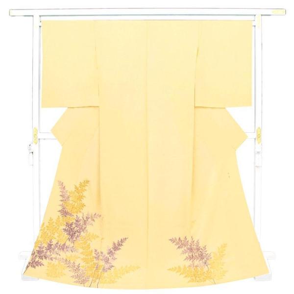 ■日本図案家協会会員の優秀図でシンプルな表現のクリプシー（ヒノキ科）を描いた控えめな女性を表現しています。■ほぼ、すべてが手刺繍工芸で王朝の貝紫糸で刺繍し一格上の上質感が醸し出されています。■大切な式典での大人の着姿を披露するこだわりの物作...