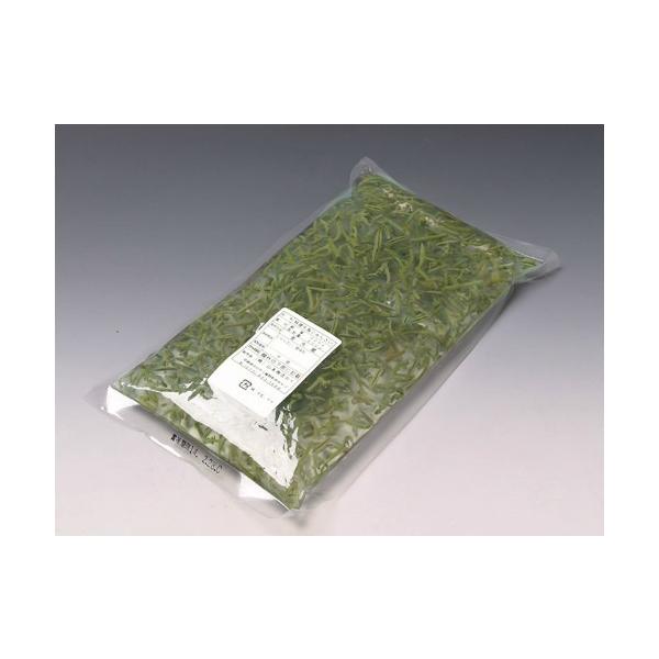 品質を生順才に近づけた順才の商品です。天然緑の無着色。碗種、酢の物、和え物等に。■名称　　　生風順才（じゅんさい）■用途　　　珍味、小鉢物、酢の物■原材料　　じゅんさい■内容量　　500g（固形量400g）■保存方法　冷蔵