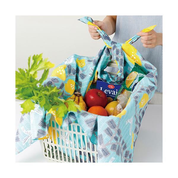 ※こちらはお取り寄せ商品です。アクアドロップシリーズは、高密度に織りあげられた生地に強力な撥水加工を施しているため、バケツの代わりに水を運べるほどの高撥水性があります。また、薄く軽量な生地なので、小さなバッグとしてかさばらず携帯できます。ア...