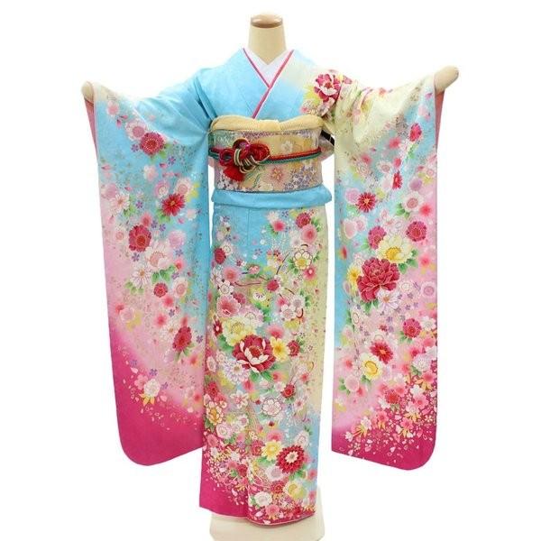 【適応身長】　１６０ｃｍ〜１６８ｃｍくらい【適応ヒップ】　約１０６ｃｍまで【サイズ】　身丈１６６ｃｍ　裄７０ｃｍ　袖丈１１３ｃｍ【素材】　表地正絹１００％【レンタル期間】　３泊４日（ご利用日の2日前到着、ご利用日の翌日返却）＜セット内容＞振...