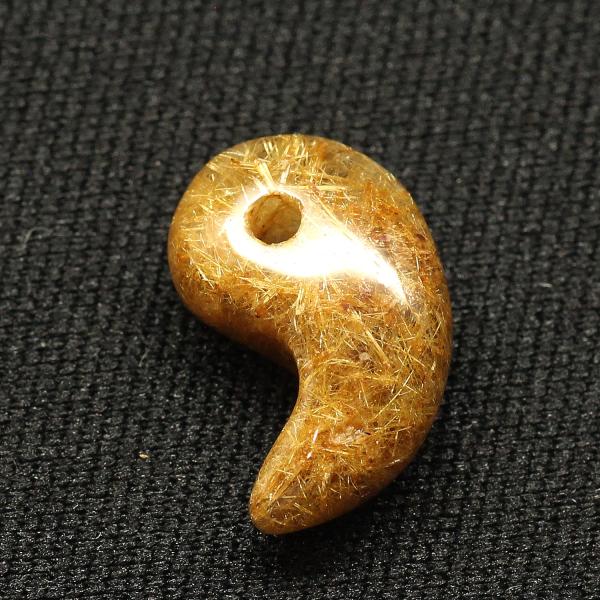 密集した金針の輝き