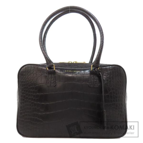 ■商品情報商品番号：075907165（cacfbabf）ブランド：ADMJ / エーディーエムジェイアイテム：トートバッグ素材：レザーサイズ： 縦約19cm 横約28cm マチ約7.5cm ハンドル約42cmカラー：ブラック/ブラック系■...