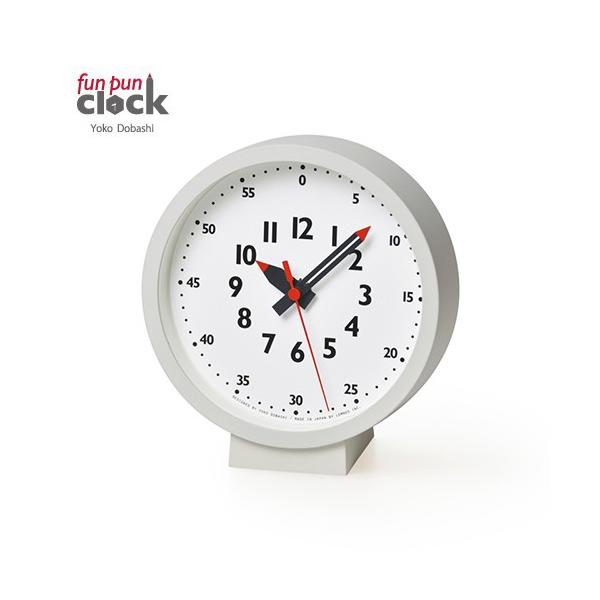 サイズ（約）：W150×H161×D62mm素材・材質：ABS樹脂、ガラス重量：約340gステップセコンド※スタンド付属デザイナー：土橋陽子お子さんと一緒に秒針を数えたり、分針の12進法と60進法の関連を指で確認したりと、手元で行いやすい大...