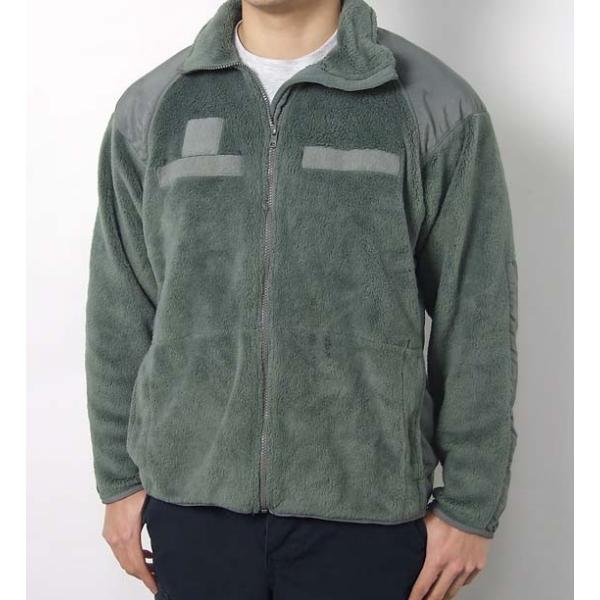 **************************************************USEDですので、多少の汚れ、スレ、使用感がありますタグは、年代や製造業者で異なります軍の特徴、軍本物に変わりありませんので、この状態をご理...