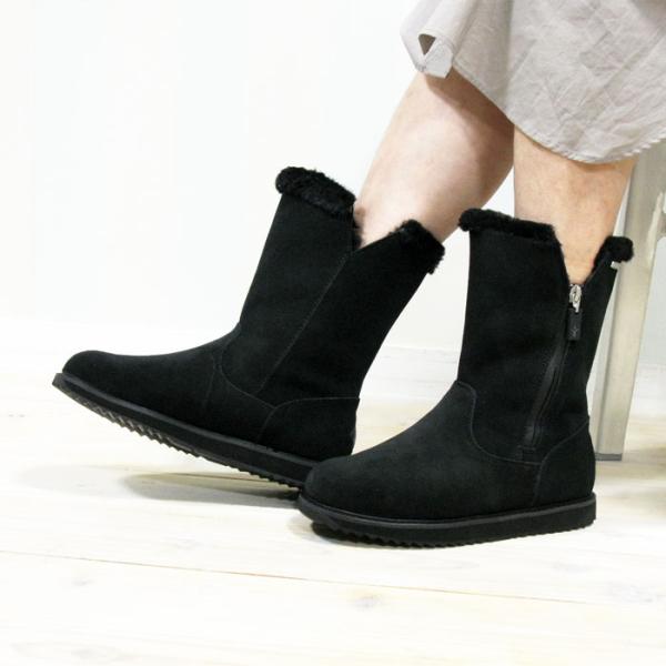 【商品説明】EMU(エミュー)の人気防水(WATER PROOF)タイプのミドル丈ブーツですしっかり品質の安心な日本正規品です防水タイプはスエードが汚れにくいのも人気のヒミツサイドが履き易いファスナー仕様になってます防水加工を施しているので...