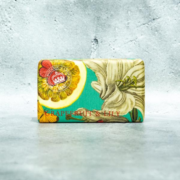○Luxury Shea Soaps ラグジュアリーシアソープシアバター配合の使い心地の良いラグジュアリーソープ。イギリス特有の香りのブレンドと滑らかな使用感が癒しを与えます。〇香り・Grapefruit &amp; Lily グレープフル...