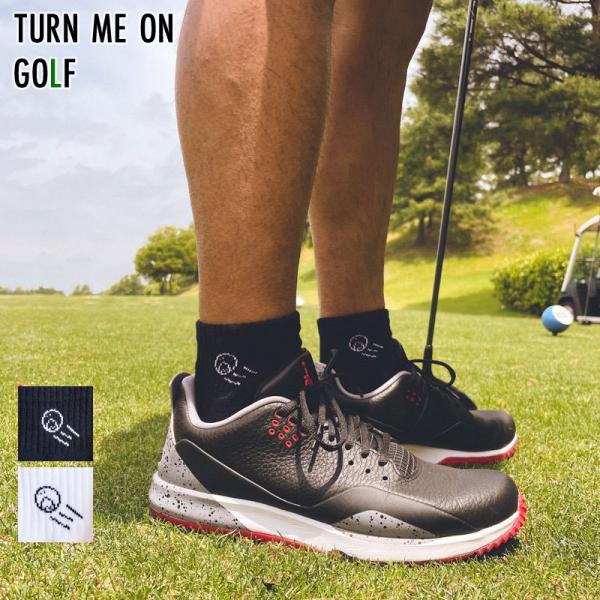 履き心地文句なしのスグレモノソックス！ハワイのダイヤモンドヘッドに向かって打つティーグラウンドから見える風景。架空のゴルフコースをイメージしたヴィンテージタッチのアートにグラフィカルなロゴの絶妙なマッチング！メインヴィジュアル/ロゴデザイン...