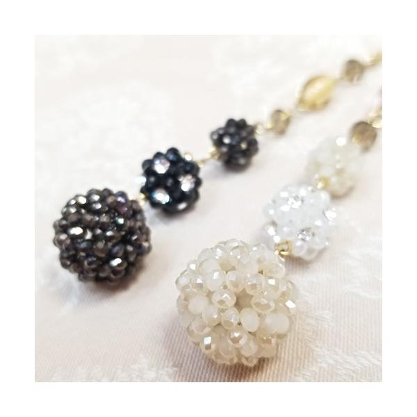 テグス作業をしたい方におすすめの上級レベル。◆難易度：★★★☆☆◆サイズネックレスの長さ：60cm（＋アジャスター5cm）◆カラーブラック／ホワイト◆主な材料クリスタルガラス、ビーズ※キット価格には、クリスタルガラスの代金が含まれています。...