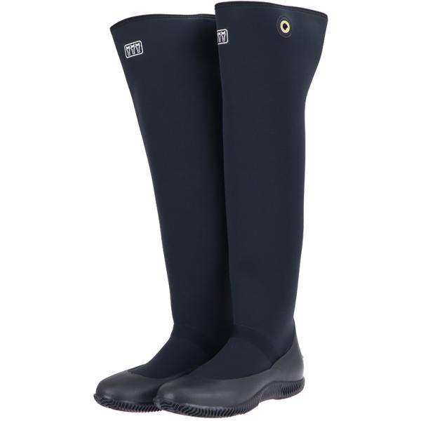 驚異的な軽量化と柔軟性を両立したハイブリットブーツ！！筒部分は耐寒性・耐熱性やクッション性に優れた3ｍｍ厚ネオプレンスポンジ仕様（ウエットスーツと同素材）甲周りからカカト・底にかけては優れた柔軟性や耐久性を持つ新素材TPEにより射出一体成型...