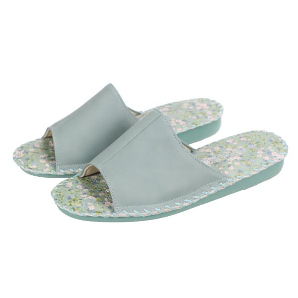 花柄デザイン＆甲部分はシンプルデザインのオシャレなパンジー室内履きルームシューズ鮮やかな花柄が履いていない時にでもオシャレな空間作りに活躍してくれます１足１足ハンドメイドで丁寧に仕上げている為、ソフトでしなやかな履き心地を実現ヒールがあるの...