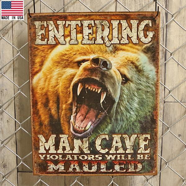 DIY等で近年話題のブリキ看板！ヴィンテージ広告や看板、標識などを復刻し、壁等にに掛けられるようにしたものです。お部屋やガレージ、また店舗内のアクセントにもってこいです！！！・素材：ブリキ・サイズ(約):41cm×32cm・壁掛け用穴：四隅...