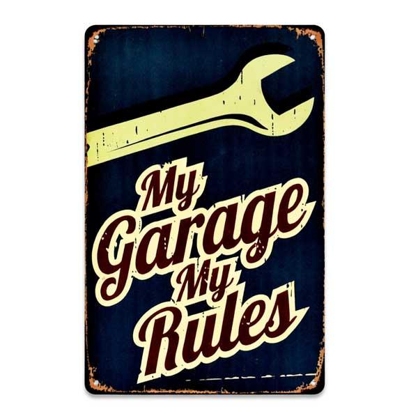 【商品詳細】「My Garage My Rules」と書かれたブリキ看板です！ レトロな色調で、いたるところに「錆び」のテクスチャが描かれていて、「ビンテージ」を感じる商品！ガレージはモチロン！自室に、店舗など！お部屋のアクセントにバッチリ...