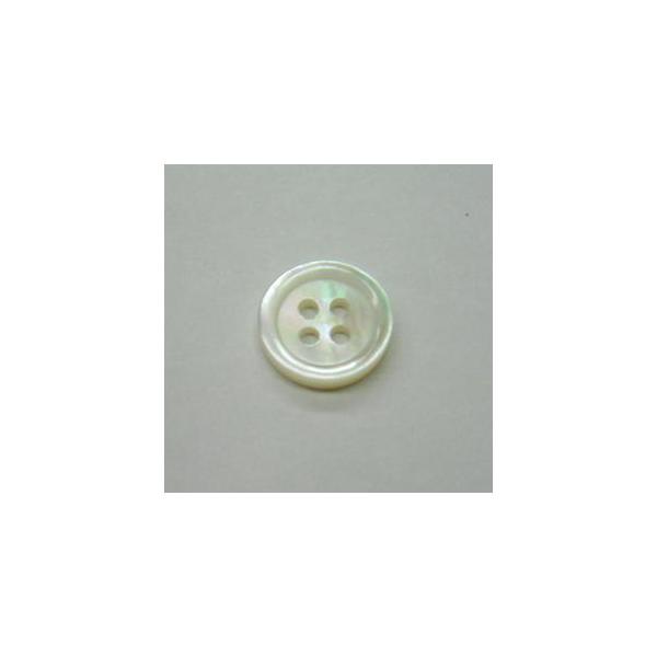 希少価値のある白蝶貝で作られたボタンです。 ワイシャツやブラウス、カーディガンのボタンに最適です。＊表示サイズはメーカーの定めるサイズであり、実際のサイズとは多少異なる場合がございます。写真の色に関しましては、実際の色と異なって見えることが...