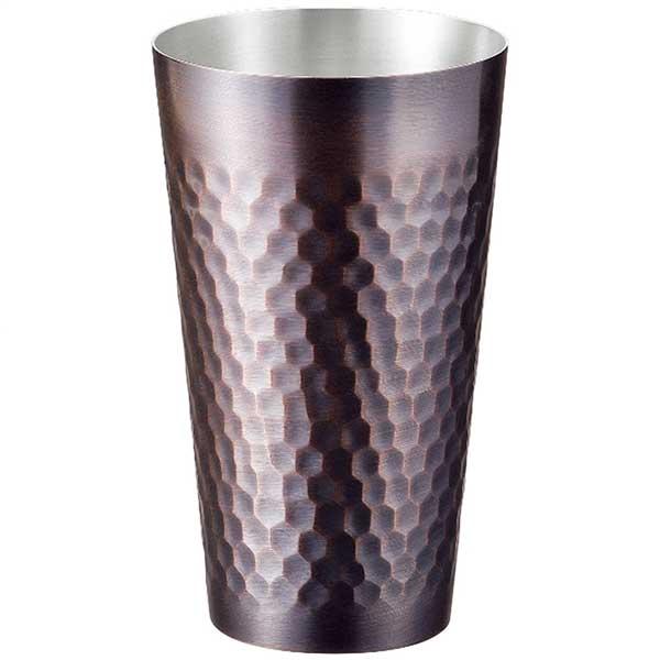 ●金属加工の名産地、新潟県燕市で作られたタンブラー。心癒される色合いと風格ある美しさ。銅の魅力を引き出すブロンズ仕上げ。アンティーク感やヴィンテージスタイルの要素を持ち、くつろぎの空間にアクセントとして目を引く存在です。●現品サイズ・内容：...