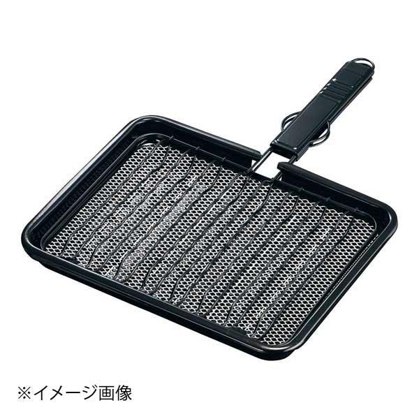 ●お魚を網で挟む、合わせ焼き構造。箸を使わずにお魚を裏返せます。●中網はセラミック入りタイプなので、炭火感覚の美味しさに焼きあがります。●ハンドルは熱くなりにくく持ちやすい設計。リングを押すとロックが外れて取り外しができます。●〈ハンドル部...