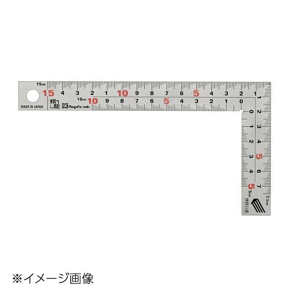 【特徴】●衝撃に強く、角度が狂いにくい厚手、竿部同厚、広巾タイプです。●1mm単位の目盛が見やすい階段状目盛です。●数字が大きく見やすい、くり返し数字です。●高所作業に最適なセーフティロープ取付穴付です。【用途】●寸法測定、直角確認に