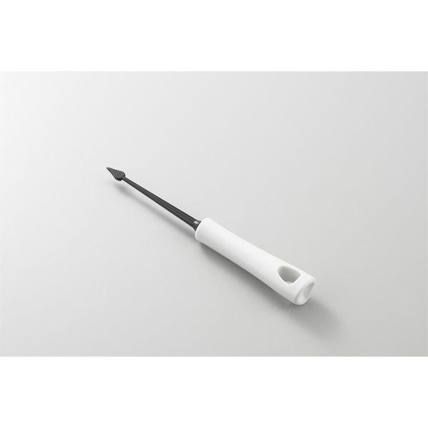 ホットプレート調理に便利で、手軽に調理できるツールシリーズ『MOTTE(モッテ)』『たこ焼き用ピック』は、先端のハート形状に具材が絡まり落ちにくい工夫があります。たこ焼きだけでなく、チーズフォンデュやアヒージョにも！ホットプレートのフッ素加...