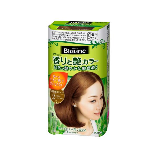 生えぎわまで深く染まる高浸透クリーム。ツンとせず、髪へのニオイ残り気にならない。