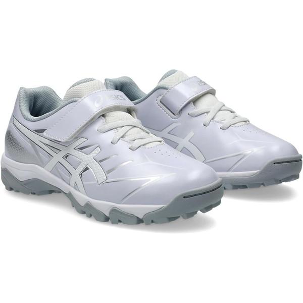 成長期の子供にやさしく機能的なジュニア用トレーニングシューズジュニア専用ラスト(靴型)：ジュニアの足にフィットするように設計された専用ラスト。子どもたちの足形を測定し、足に沿うように設計。柔軟性：前足部4本の屈曲溝配置とアウターソールの柔軟...