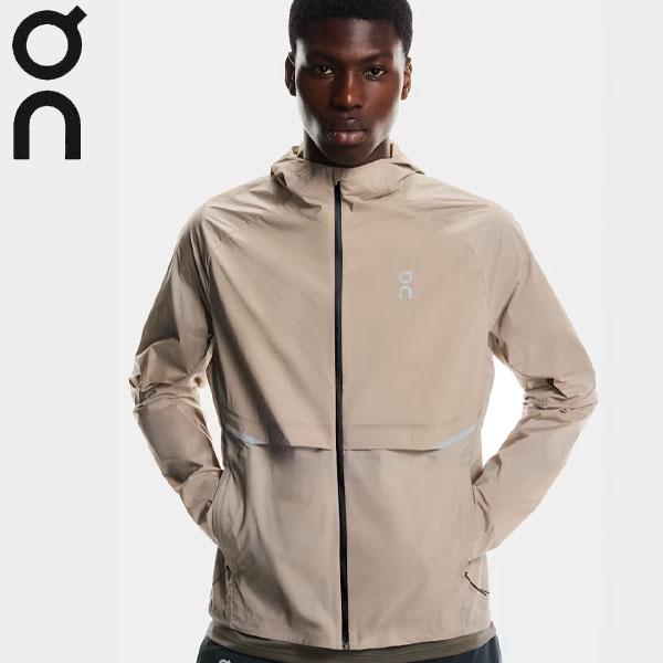 コアジャケット：天候の???変化に???応じて???サッと???羽織れる???軽量で???コンパクトな???撥水ジャ???ケット。???いつもの???ランや???トレーニングに。手軽に持ち運べるランニングジャケットワードローブに加えたい便利...