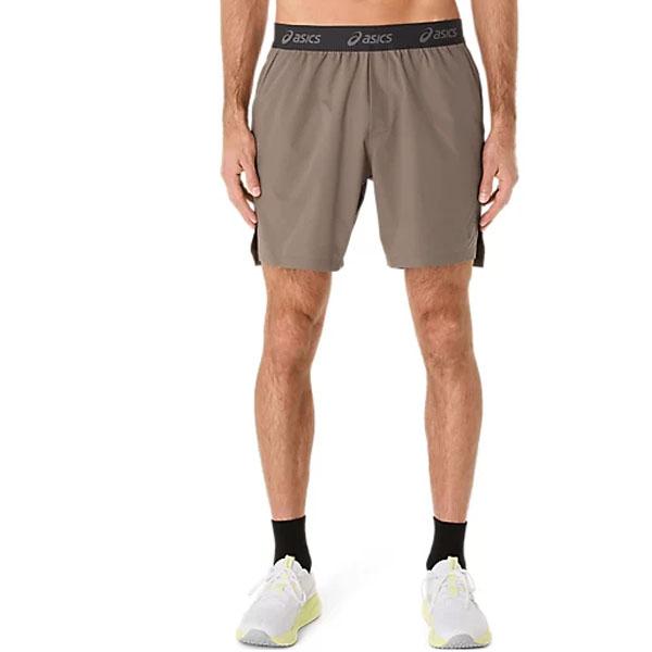 運動前後やOFFでのシーンで活躍する二重織ショーツアスリートが競技を離れてリラックスするときに着るために作られたアイテム・素材は2WAYストレッチ素材を採用・ポケットにはファスナーを採用し移動時にも小物を収納できるように設計・動きを妨げにく...