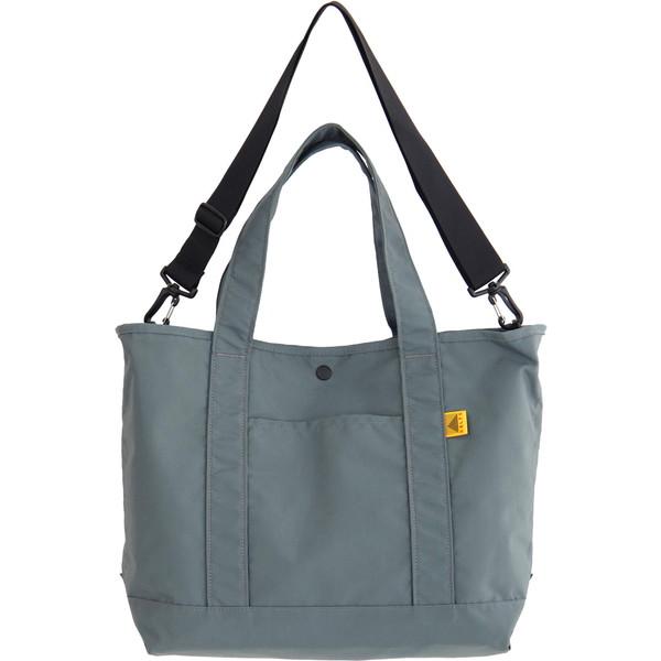 ブランドネームを前面には出さず、象徴とも言えるイエロータグをピスネームとして使用したシンプルなデザインが特徴の新たな80Sライン。コーデュラ420デニールのエコナイロンを生地に使用し、定番でもロングセラー商品のナイロントートSをリリース。内...