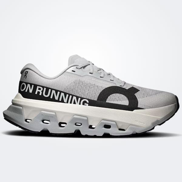 クラウドモンスター 3 ハイパー：長距離ランや??テンポ走に??最適な??スーパートレーナー。??2層構造の??CloudTecクッショニングシステムが、??優れた??エネルギーリターンと??前へ??押し出される??ガイド感を??生み出しま...