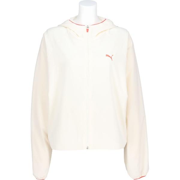 ランニングやトレーニングに最適なウーブンジャケットが登場。軽量で丈夫なウーブン素材にストレッチ性をプラスし、動きやすさと快適なフィット感を両立。冷たい風をしっかりブロックし、春先の肌寒い朝や風の強い屋外シーンでも頼れる一着。紫外線対策もしっ...