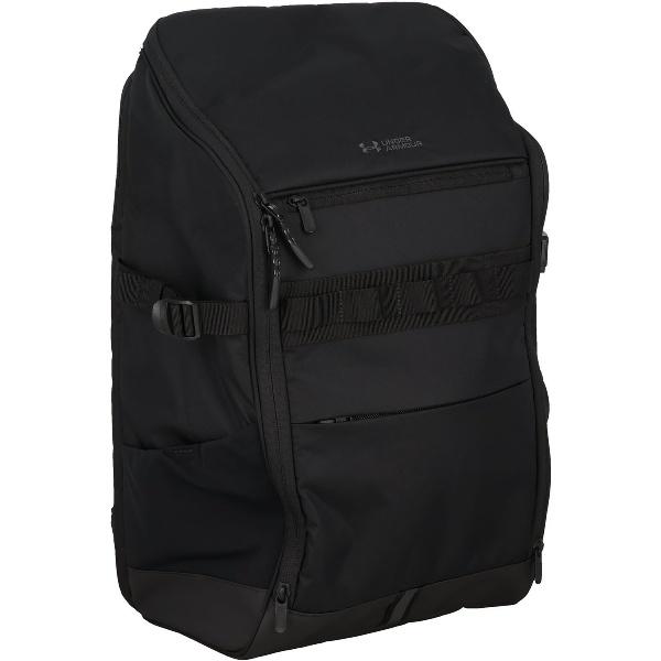 UA サスペンションストラップが重さを軽減。背中パッドで通気性。どこからでも中の荷物が取り出せる。パソコン用のポケット。ウォーターボトル箇所。小物収納。ショルダーストラップの小物収納エリア。リフレクトテープで安全確保。上着などを挟み込めるウ...