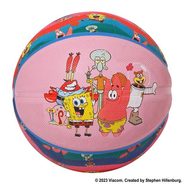 スポンジ・ボブと仲間たちがカラフルなウェーブに乗ったポップなパターンのラバーボールアウトドアでのプレーに適した耐久性に優れるラバーを使用。【サイズ】6号球【素材】ラバー【02904030000000000】【03003290500000000】