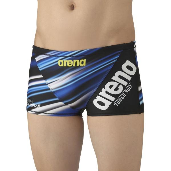 トレーニングカテゴリー「TOUGHSUITシリーズ」。大会に向けて練習を重ねる頻度が高いスイマーにオススメの練習用水着。環境に配慮したリサイクルポリエステル素材「タフスキンT2E」を使用し塩素に強く長持ち。アリーナロゴが左腿に配置されたデザ...