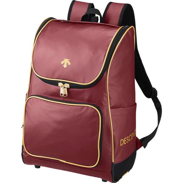 本体には表側PVC加工を施し、雨が染み込みにくい生地を使用しています。裏地にははっ水加工が施されています。メインルームには10コイルのタフなファスナーを使用しています。両サイドポケットは底がメッシュになっており、砂が入っても抜けやすい仕様で...