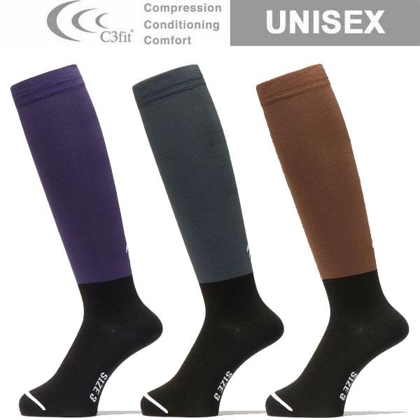 ウィンタースポーツ用のなかでは非常に薄手のウルトラライトタイプで、足裏感覚のよさや操作性を重視したハイソックス。くるぶしより下のフット部分には、ポリプロピレンをメインにした素材を使用。繊維内に水分を含まない疎水性と軽量性を備えているポリプロ...