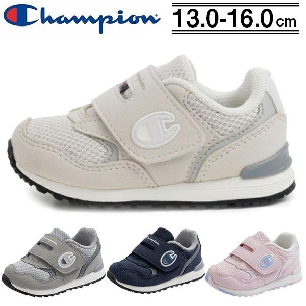 クラシックなデザインのベビーシューズ。 歩きはじめたお子様のセカンドシューズとしておすすめです。落ち着いたカラーリングとシンプルなデザインは幅広いシーンで活躍します。 着脱が容易な幅広のバンドは、まだうまく脱ぎ履きができない子にも最適です。...