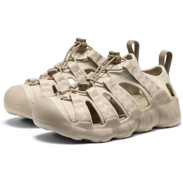 The maximal hybrid sandal. 圧倒的な人気を誇るベストセラーモデル、Kids Newport H2のアップグレードバージョン。最上級の履き心地を提供する新開発のソールユニットを採用し、普段履きはもちろんの事、アウトド...