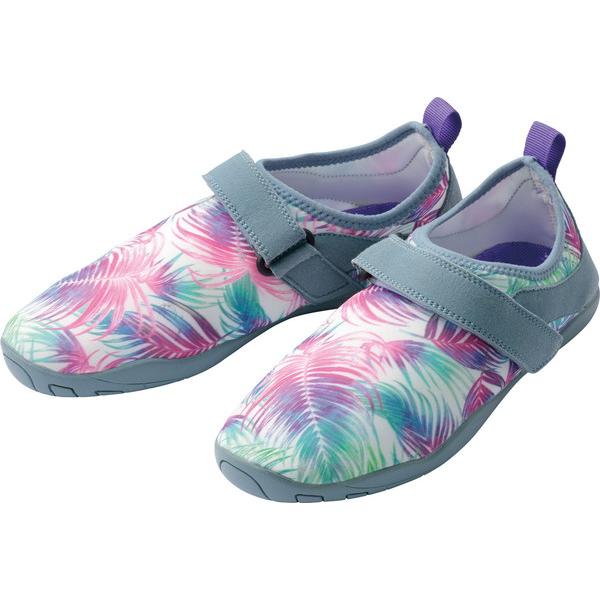 ソールの水抜き穴から排水し、陸に上がった後の水濡れによる不快感や蒸れを軽減します。柔らかい生地とクッション性のあるインソールで、ふわっと軽い着用感です マリンレジャーだけでなく、フィットネスやキャンプなどのアウトドアでも快適に楽しめるツール...