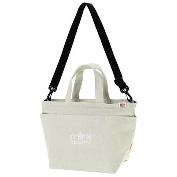 シーズン企画として登場し、驚異的なヒット商品となったキャンバスコレクションが満を持してレギュラー化。ベージュ・オリーブに王道ブラックを加え、盤石のラインアップで再登場です。表面は化学物質を使用しない撥水加工が施された、14OZコットンキャン...